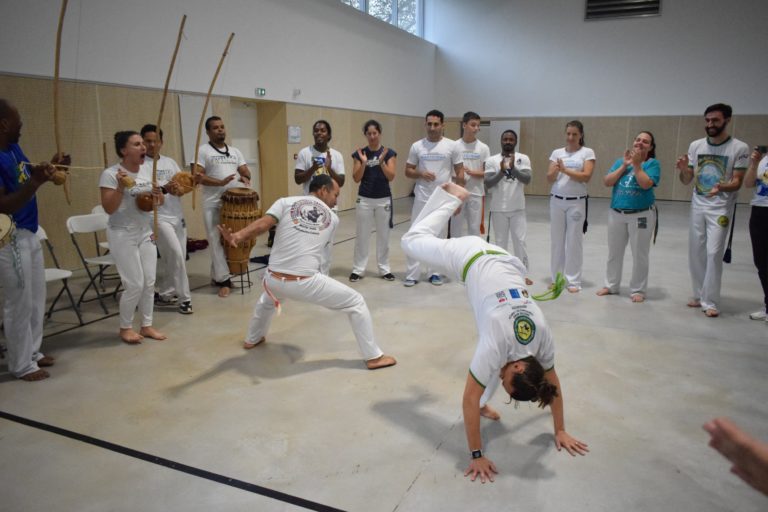 Qu’est-ce que la Ginga dans la Capoeira ? – ABOLICAO CAPOEIRA